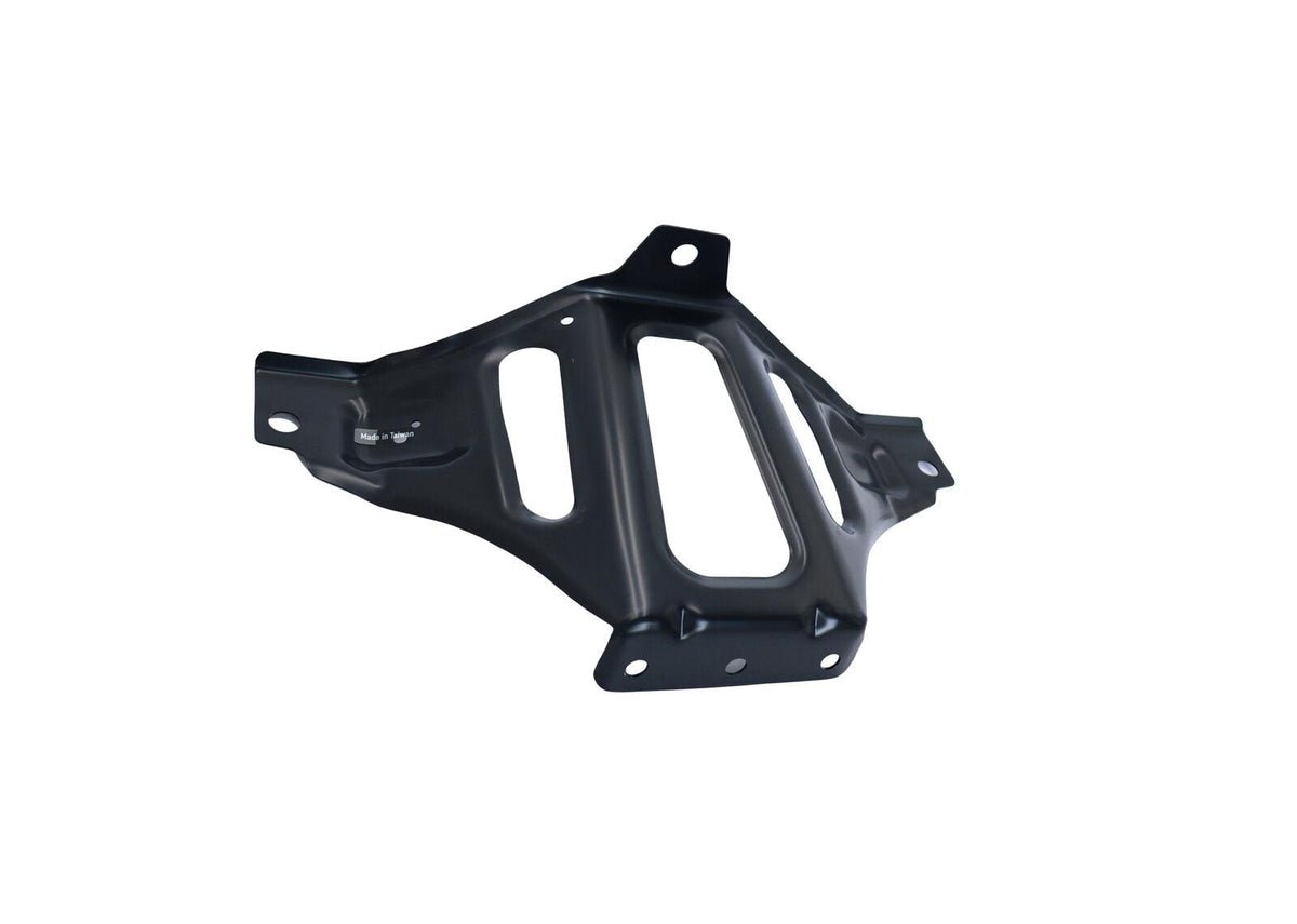Chevrolet Silverado 1500 Bumper Bracket Front Lower Centre 2016-2018 ...